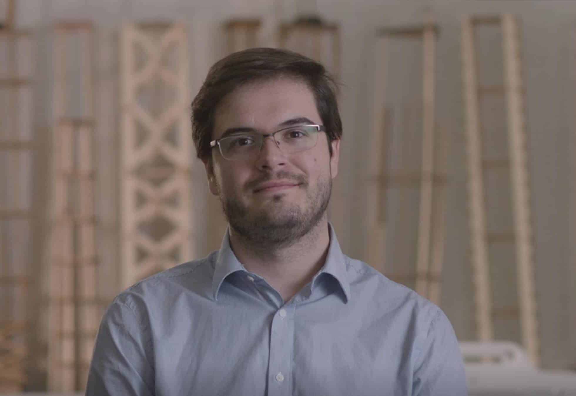 Alejandro Escario, creador de una incubadora de bajo coste, premio CEU ...